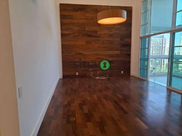 Apartamento para Locação em São Paulo/SP Panamby 4 Quartos