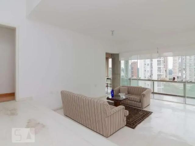 Apartamento para Locação em São Paulo/SP Panamby 4 Quartos