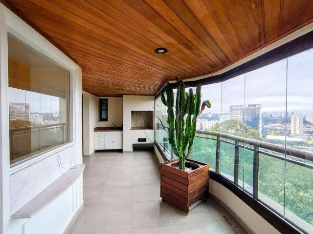 Apartamento para Locação em São Paulo/SP Panamby 4 Quartos