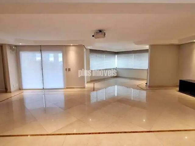 Apartamento para Locação em São Paulo/SP Panamby 4 Quartos