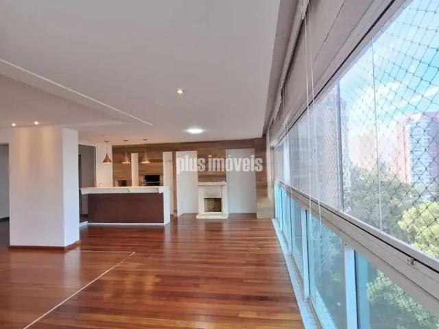 Apartamento para Locação em São Paulo/SP Panamby 4 Quartos