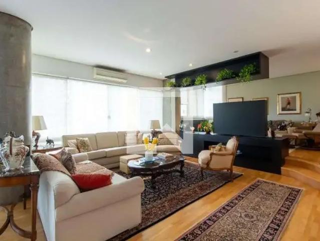 Apartamento para Locação em São Paulo/SP Panamby 4 Quartos