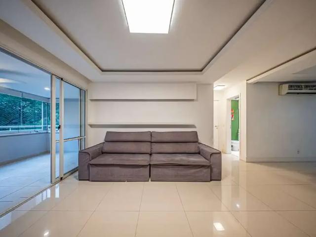 Apartamento para Locação em São Paulo/SP Paraíso do Morumbi 3 Quartos