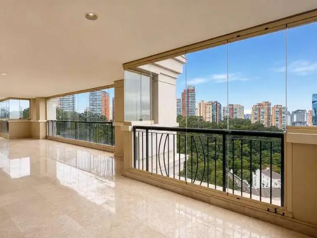 Apartamento para Locação em São Paulo/SP Paraíso do Morumbi 4 Quartos