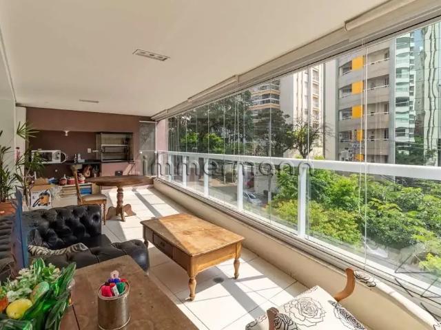 Apartamento para Locação em São Paulo/SP Perdizes 4 Quartos
