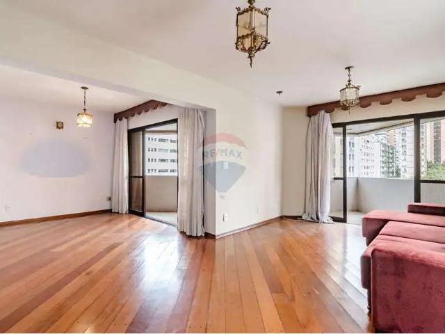 Apartamento para Locação em São Paulo/SP Perdizes 4 Quartos