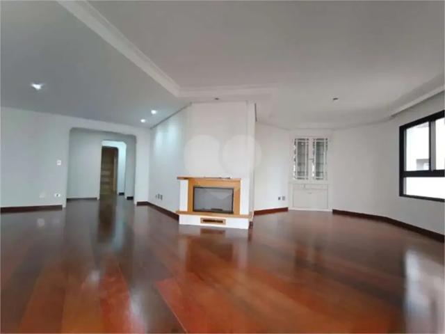 Apartamento para Locação em São Paulo/SP Perdizes 3 Quartos