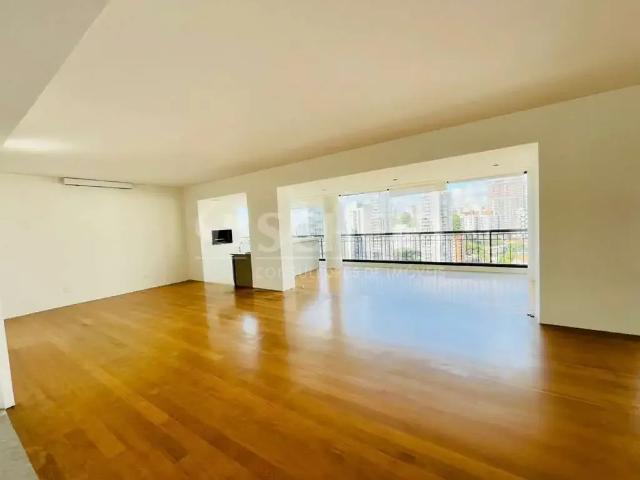 Apartamento para Locação em São Paulo/SP Perdizes 3 Quartos