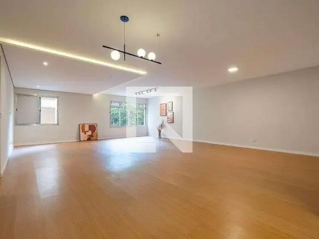 Apartamento para Locação em São Paulo/SP Pinheiros 3 Quartos