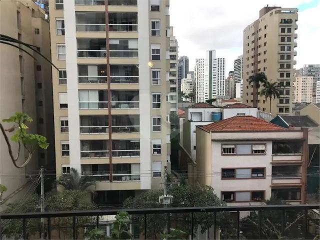 Apartamento para Locação em São Paulo/SP Pinheiros 3 Quartos