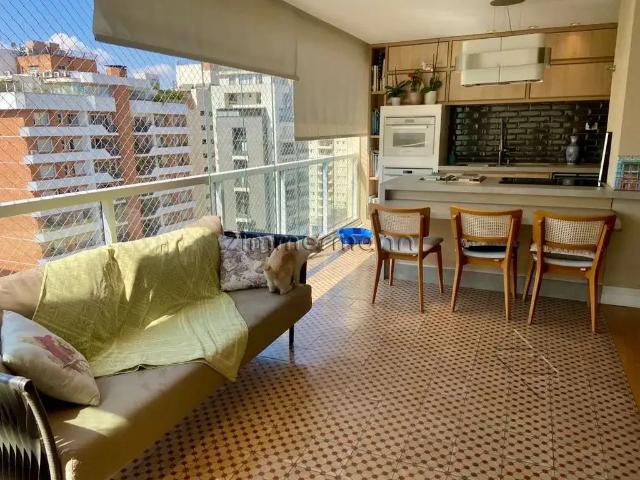 Apartamento para Locação em São Paulo/SP Pinheiros 3 Quartos