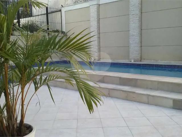 Apartamento para Locação em São Paulo/SP Pompéia 2 Quartos