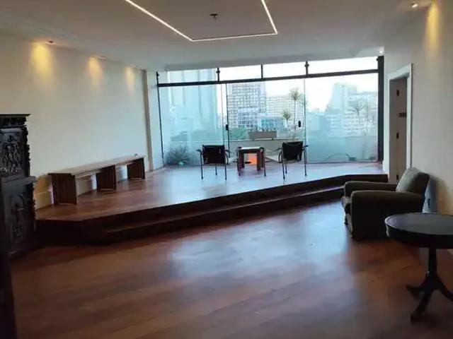 Apartamento para Locação em São Paulo/SP República 4 Quartos