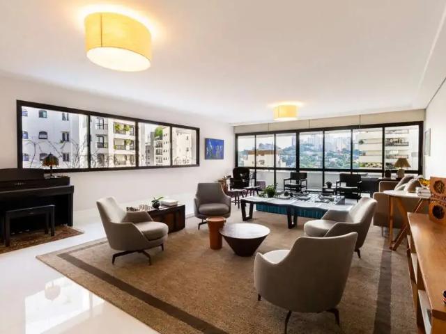 Apartamento para Locação em São Paulo/SP Santa Cecília 4 Quartos