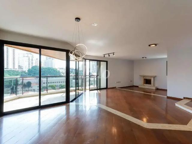 Apartamento para Locação em São Paulo/SP Santana 4 Quartos