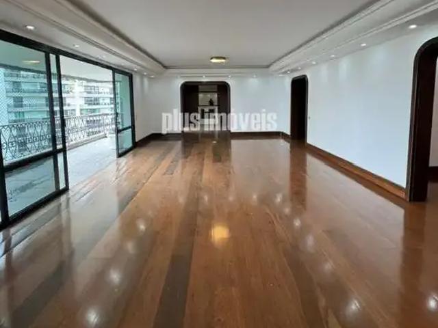 Apartamento para Locação em São Paulo/SP Santo Amaro 4 Quartos