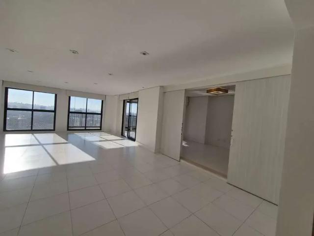 Apartamento para Locação em São Paulo/SP Santo Amaro 4 Quartos