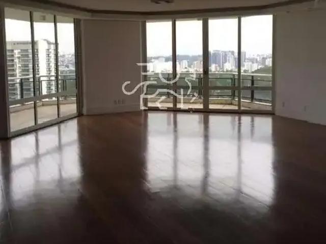 Apartamento para Locação em São Paulo/SP Santo Amaro 5 Quartos