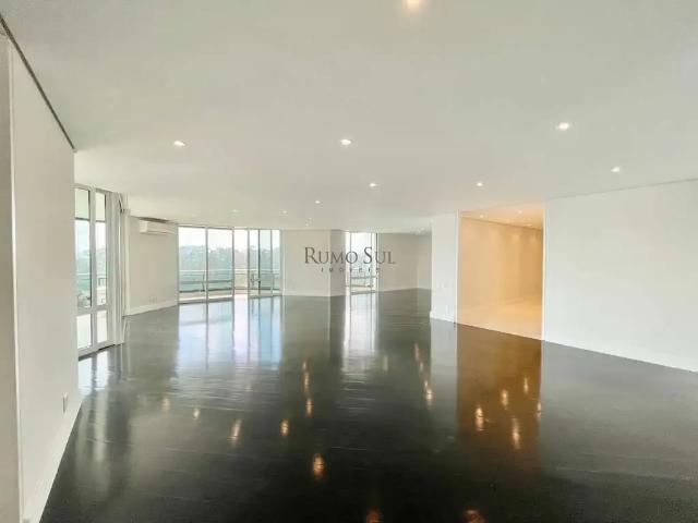 Apartamento para Locação em São Paulo/SP Santo Amaro 5 Quartos