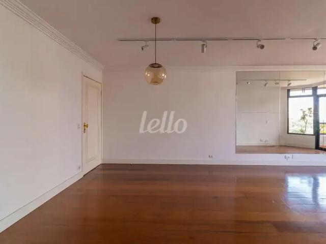 Apartamento para Locação em São Paulo/SP Santo Amaro 3 Quartos