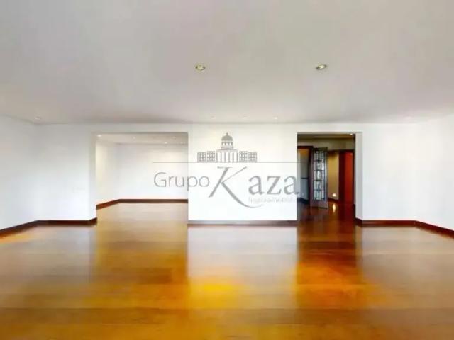Apartamento para Locação em São Paulo/SP Santo Amaro 3 Quartos