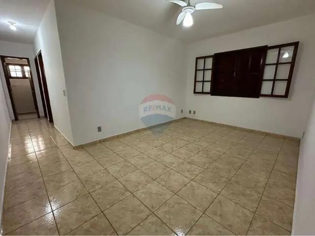Apartamento para Locação em São Pedro da Aldeia/RJ Centro 2 Quartos