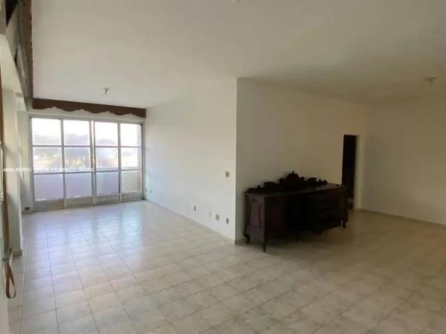 Apartamento para Locação em São Vicente/SP Itararé 3 Quartos