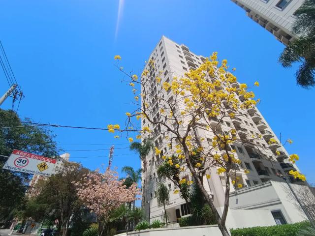 Apartamento para Locação em Santana de Parnaíba/SP Alphaville