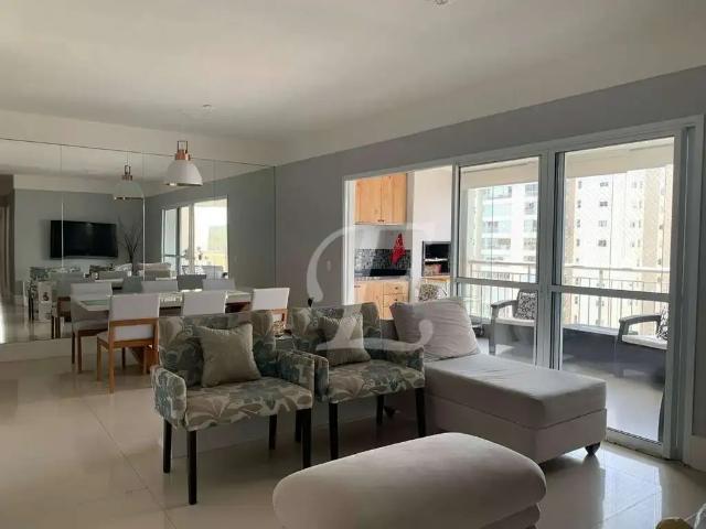 Apartamento para Locação em Santana de Parnaíba/SP Alphaville 4 Quartos
