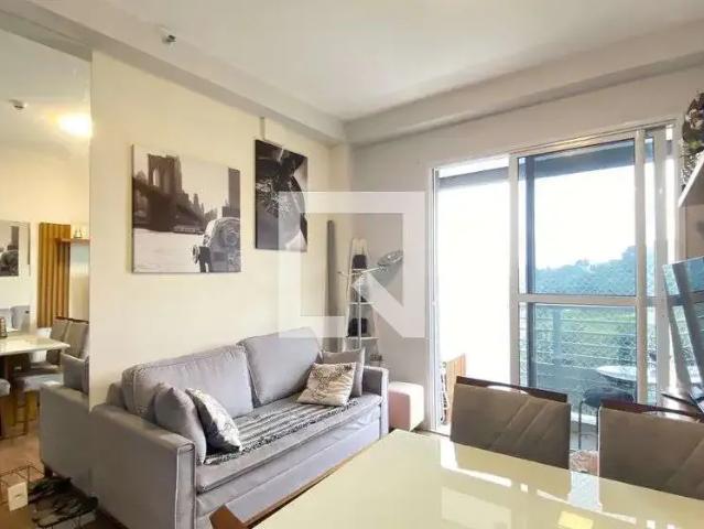 Apartamento para Locação em Santana de Parnaíba/SP Alphaville 2 Quartos