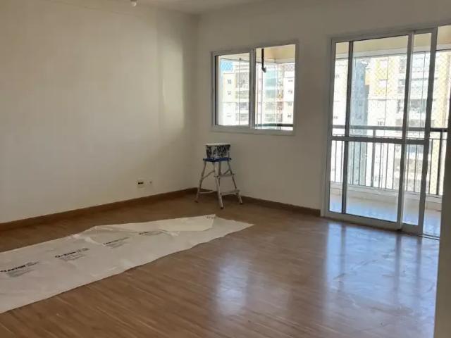 Apartamento para Locação em Santana de Parnaíba/SP Alphaville 2 Quartos