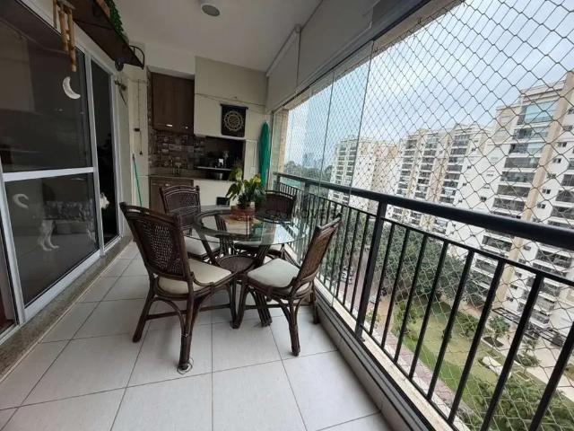 Apartamento para Locação em Santana de Parnaíba/SP Alphaville 3 Quartos