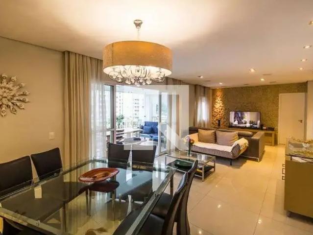 Apartamento para Locação em Santana de Parnaíba/SP Alphaville 3 Quartos