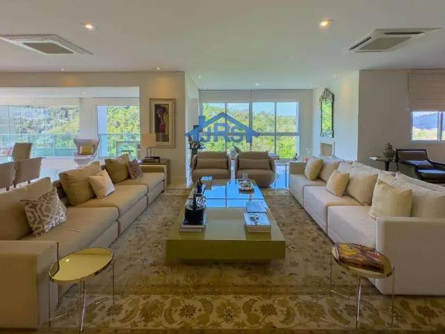 Apartamento para Locação em Santana de Parnaíba/SP Tamboré 5 Quartos