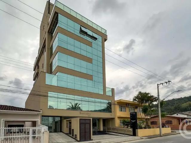 Apartamento para Locação em Santo Amaro da Imperatriz/SC Centro 3 Quartos