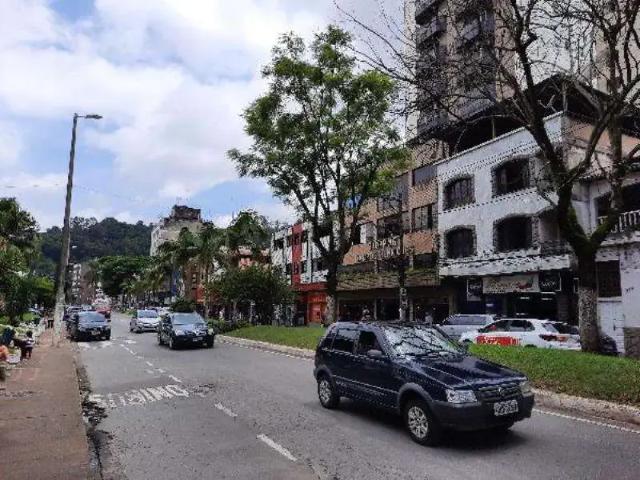 Apartamento para Locação em Santos Dumont/MG Centro 3 Quartos