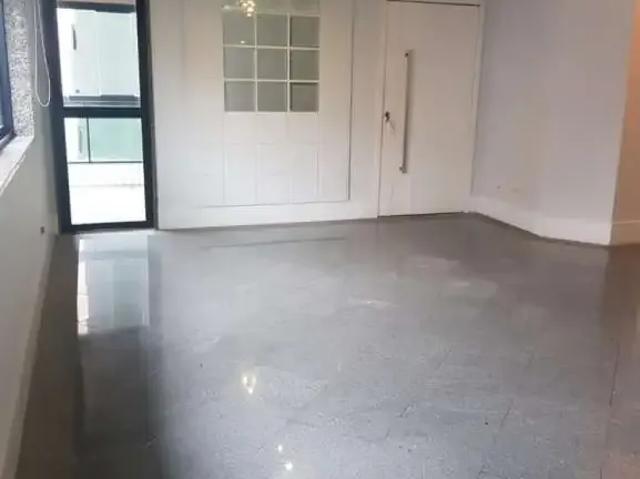 Apartamento para Locação em Santos/SP Embaré 3 Quartos