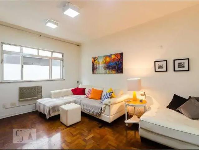 Apartamento para Locação em Santos/SP Embaré 2 Quartos