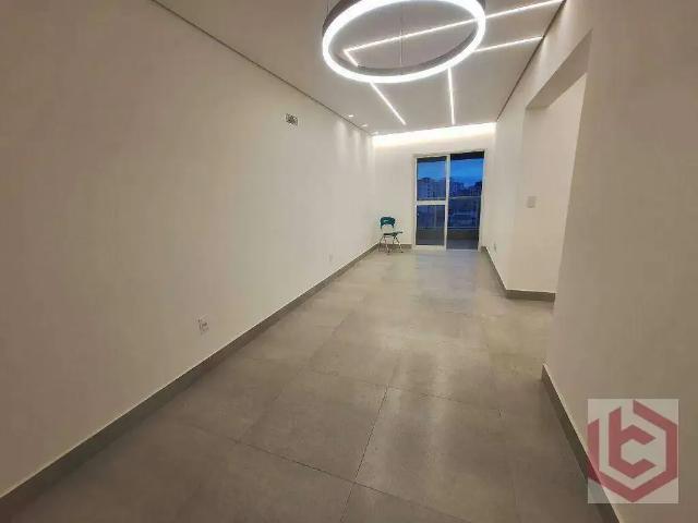 Apartamento para Locação em Santos/SP Macuco 2 Quartos