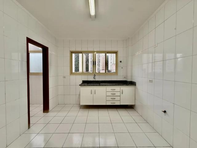 Apartamento para Locação em Santos/SP Marapé 2 Quartos