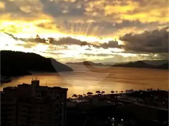 Apartamento para Locação em Santos/SP Ponta da Praia 2 Quartos