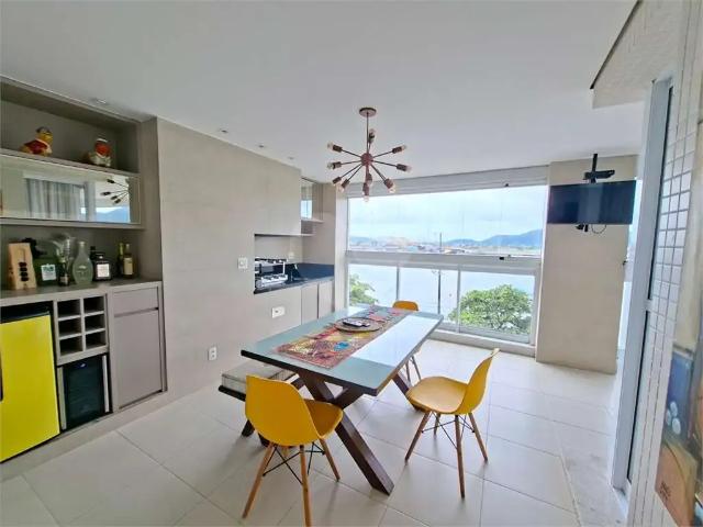 Apartamento para Locação em Santos/SP Ponta da Praia 3 Quartos