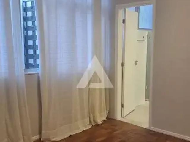 Apartamento para Locação em Salvador/BA Barra 3 Quartos