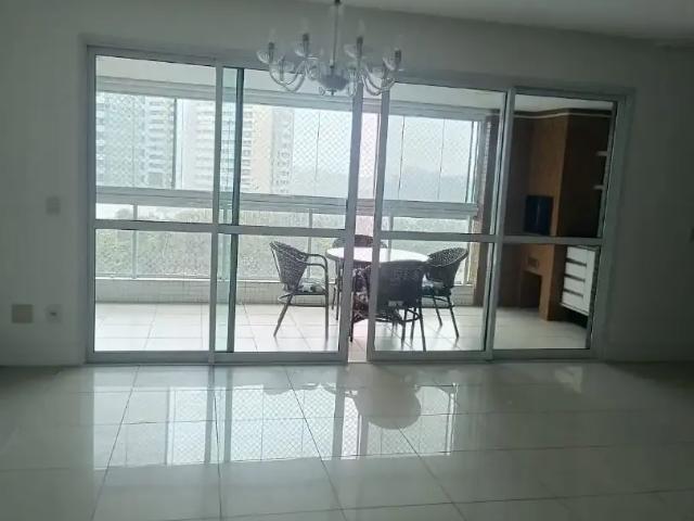 Apartamento para Locação em Salvador/BA Paralela 4 Quartos
