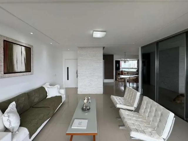 Apartamento para Locação em Salvador/BA Patamares 4 Quartos