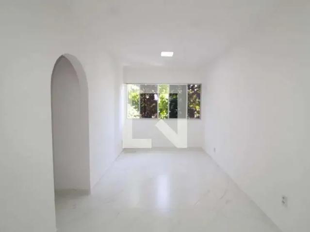 Apartamento para Locação em Salvador/BA Stiep 3 Quartos