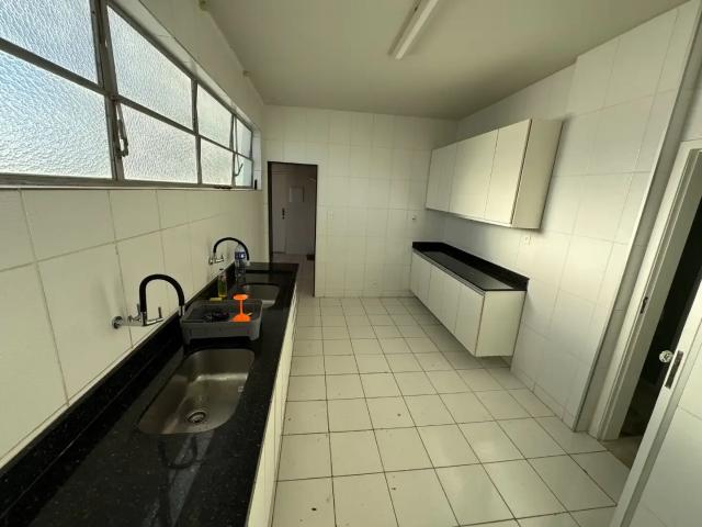 Apartamento para Locação em Salvador/BA Vitória 4 Quartos