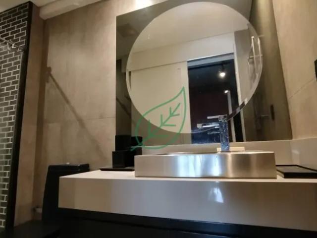 Apartamento para locação na Vila Nova Conceição, 1 suíte, 2 vagas de garagem e deposito