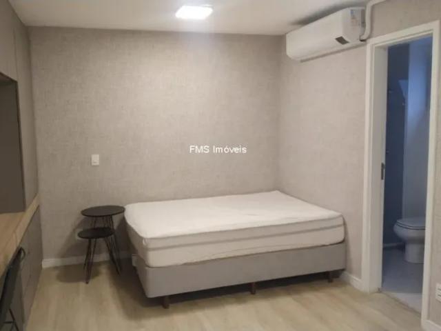 Apartamento para locação na Vila Olímpia, São Paulo SP: 1 quarto, 1 suíte, 1 sala, 1 banheiro, 1 vag