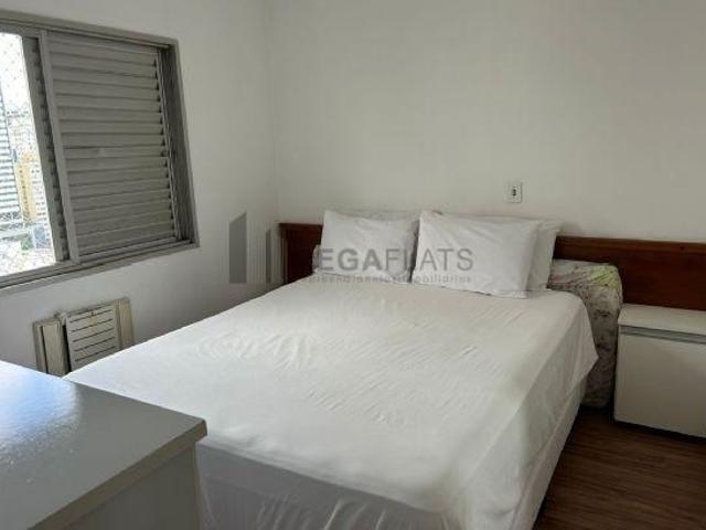 Apartamento para locação na Bela Vista: 1 quarto, 1 sala, 1 banheiro, 1 vaga São Paulo SP 42,00